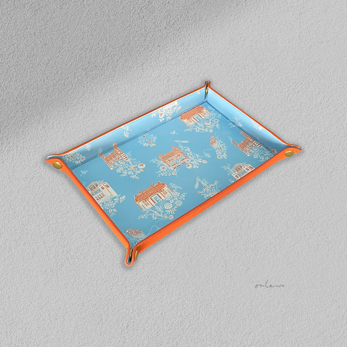 'OUR SINGAPORE DREAM' Leather Valet Tray | Thoughtful Singapore Gift ...